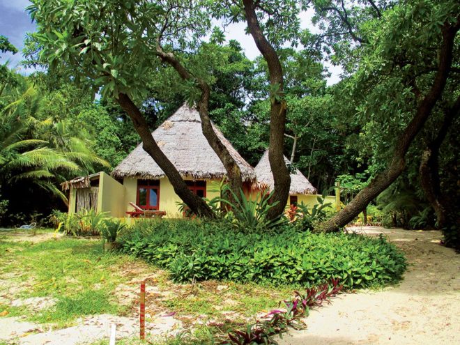 Vatulele Island - Escape from the Western World - VIVA GLAM MAGAZINE™