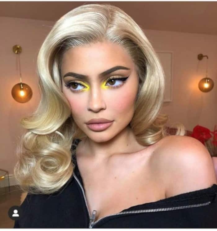 Sexy Voluminous Hairstyles We Are Stealing From Celebs This Fall Page 4 Of 7 Viva Glam
