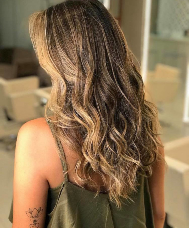 smoky gold hair colors for summer 2 - VIVA GLAM MAGAZINE™