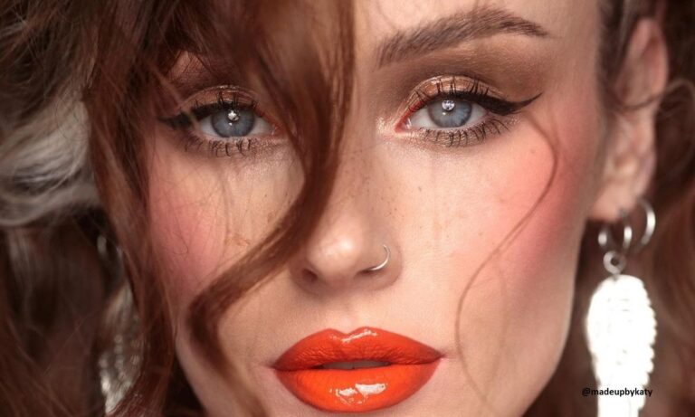 Celebrate Y2K Makeup Looks With Glittering Skin-Literally - Page 2 of 7 ...